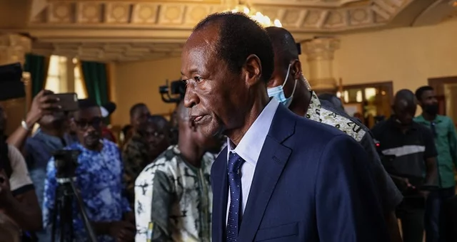 Blaise Compaoré: Le manque de la chaleur de son pays, le tue à petit feu.
