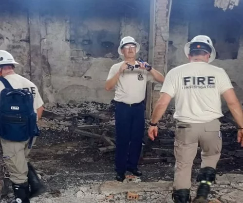 POLICE CONFIRM CAPITOL BUILDING FIRE SCENE IS UNTOUCHED AS U.S. EXPERTS ...